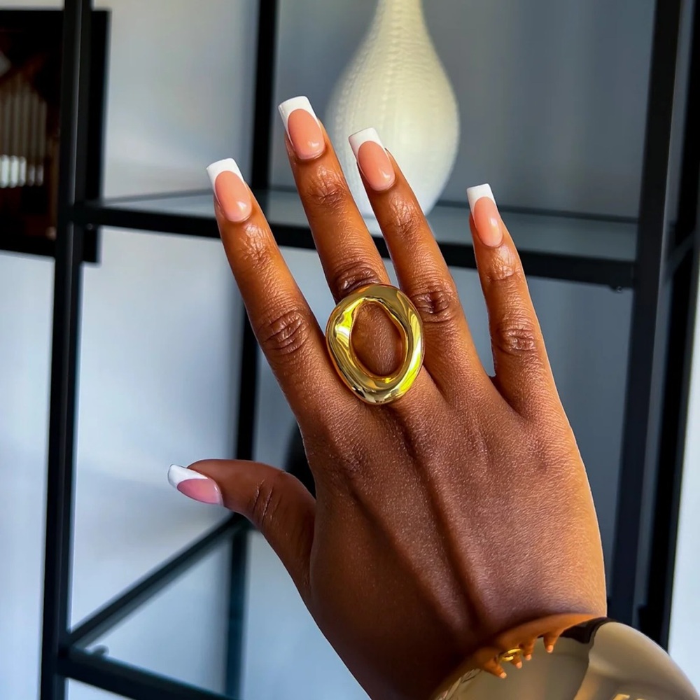 Golden Orb Ring Size 7 - Gem